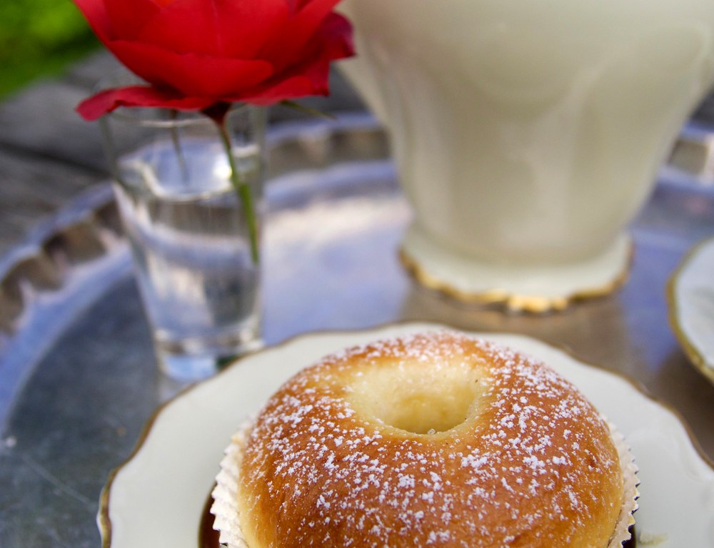 Vallonbullar med brynt smörfyllning – Sara bakar